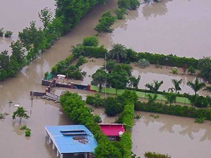 Now the bulldozer of submergence area authority and administration will ...