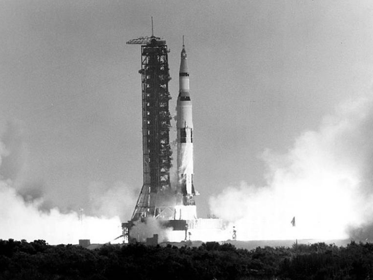 Apollo 11 Moon Landing History Explained; Neil Armstrong (NASA Moon ...