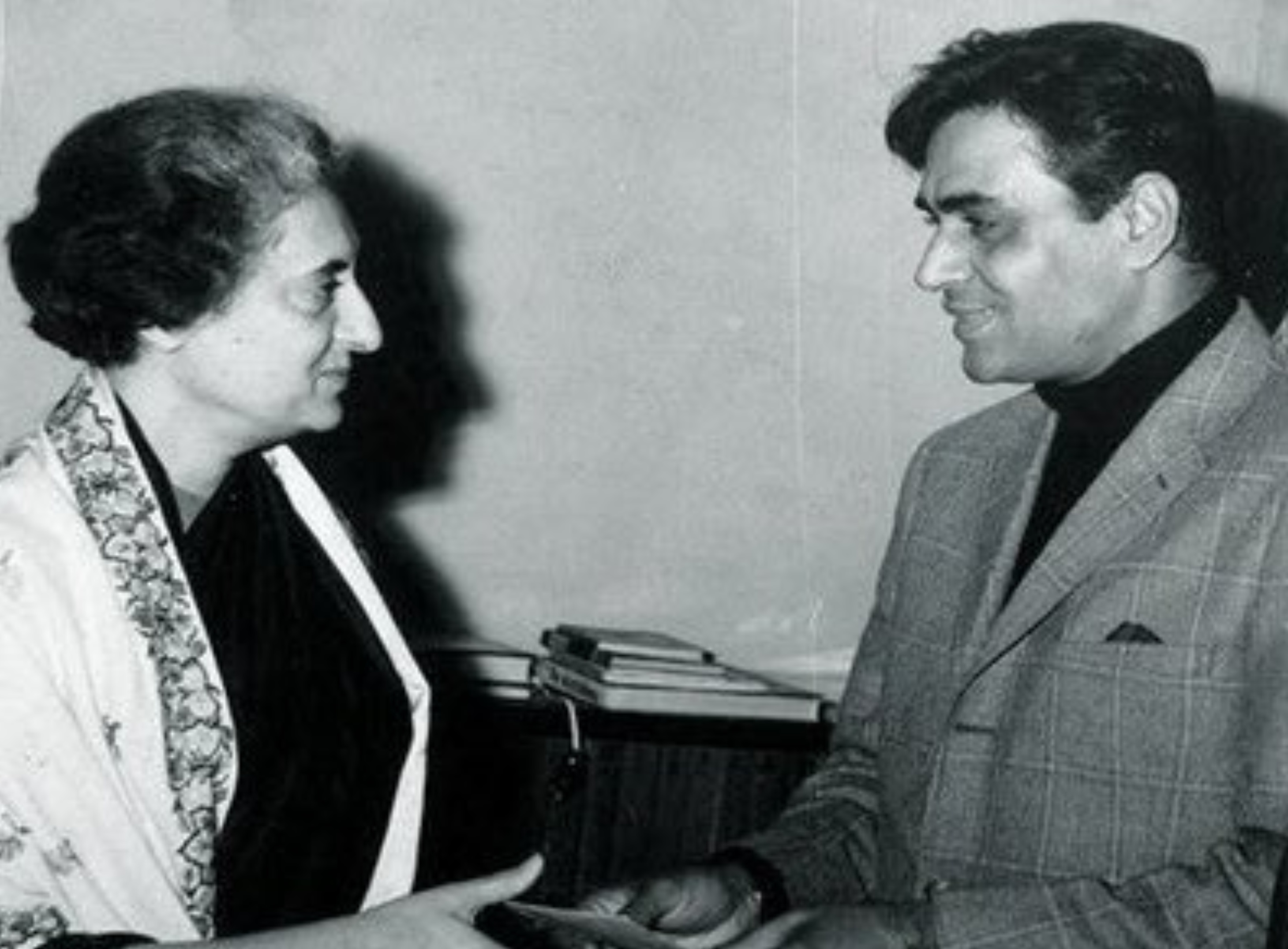 Rajendra Kumar Struggle Success Story; Rajesh Khanna Bhoot Bungalow ...