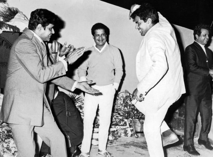 Gave 35 superhit films but then sold the bungalow to Rajesh Khanna on ...