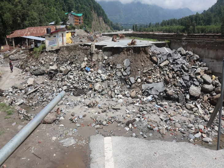 Himachal: Monsoon damage | Disaster Center team visit | Damage ...
