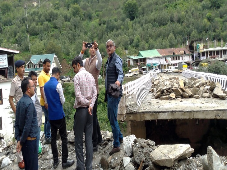 Himachal: Monsoon damage | Disaster Center team visit | Damage ...
