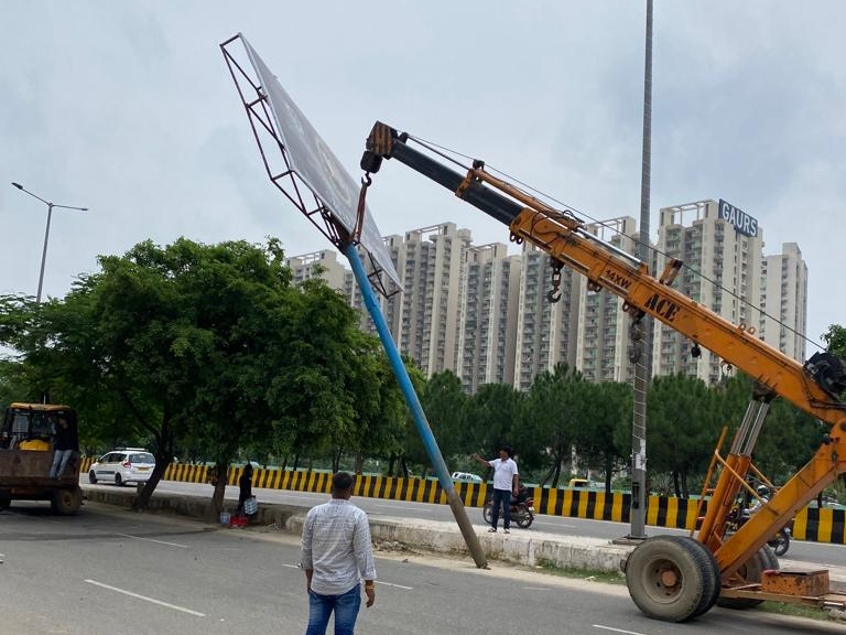 Big action on the orders of CEO Ravi Kumar NG, fined Rs 5 lakh | ग्रेटर ...