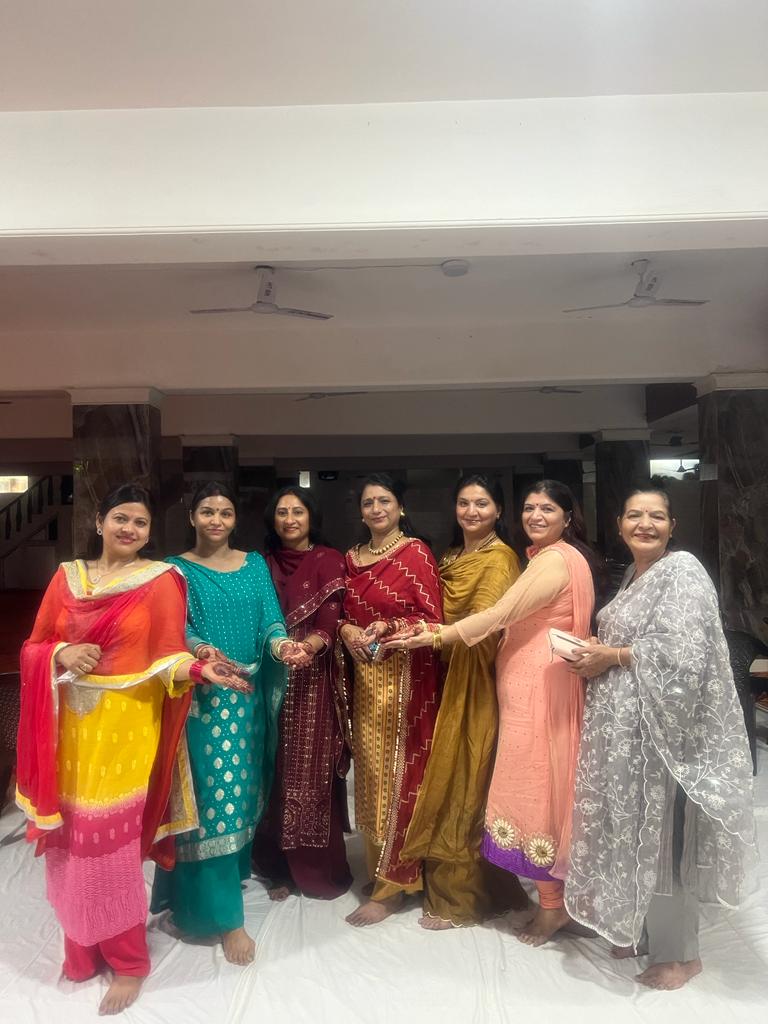 Teej festival celebrated by getting ready in traditional look ...