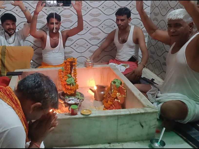 The fourth Monday of Sawan is passing in Shiva temples today, Bam Bam ...