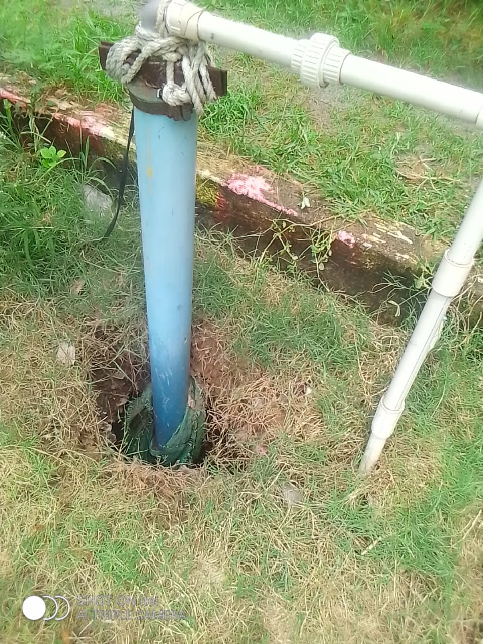 Bore pit is lying open in Shaheed Park, children play whole day, fear ...