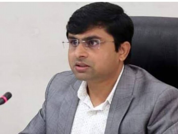 Frank Noble became the Bhopal Municipal Corporation Commissioner ...