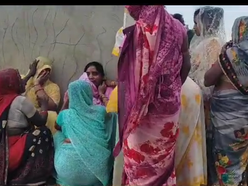 While working at home, he was stabbed in the leg, died even before ...