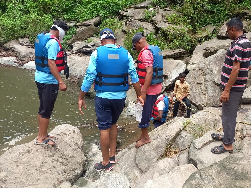 Had drowned while taking bath in Satnari waterfall, Home Guard-SDERF ...