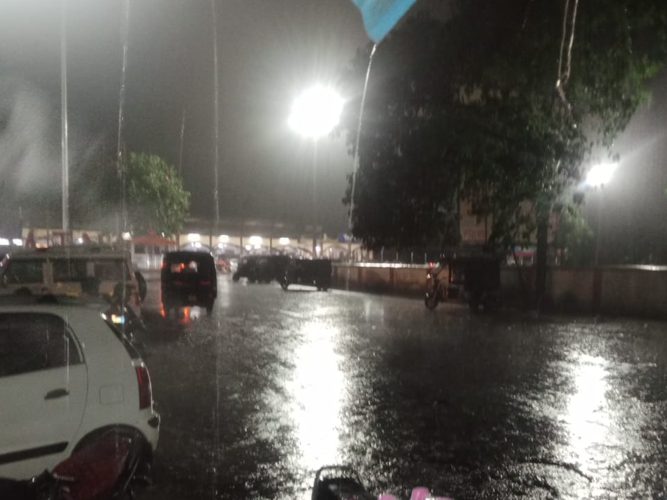 For the first time in the season, clouds rained in Satna city ...