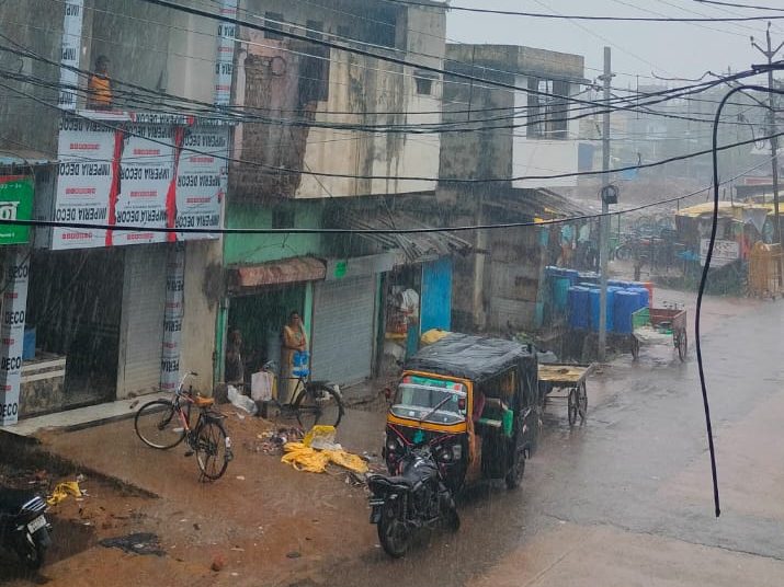 For the first time in the season, clouds rained in Satna city ...