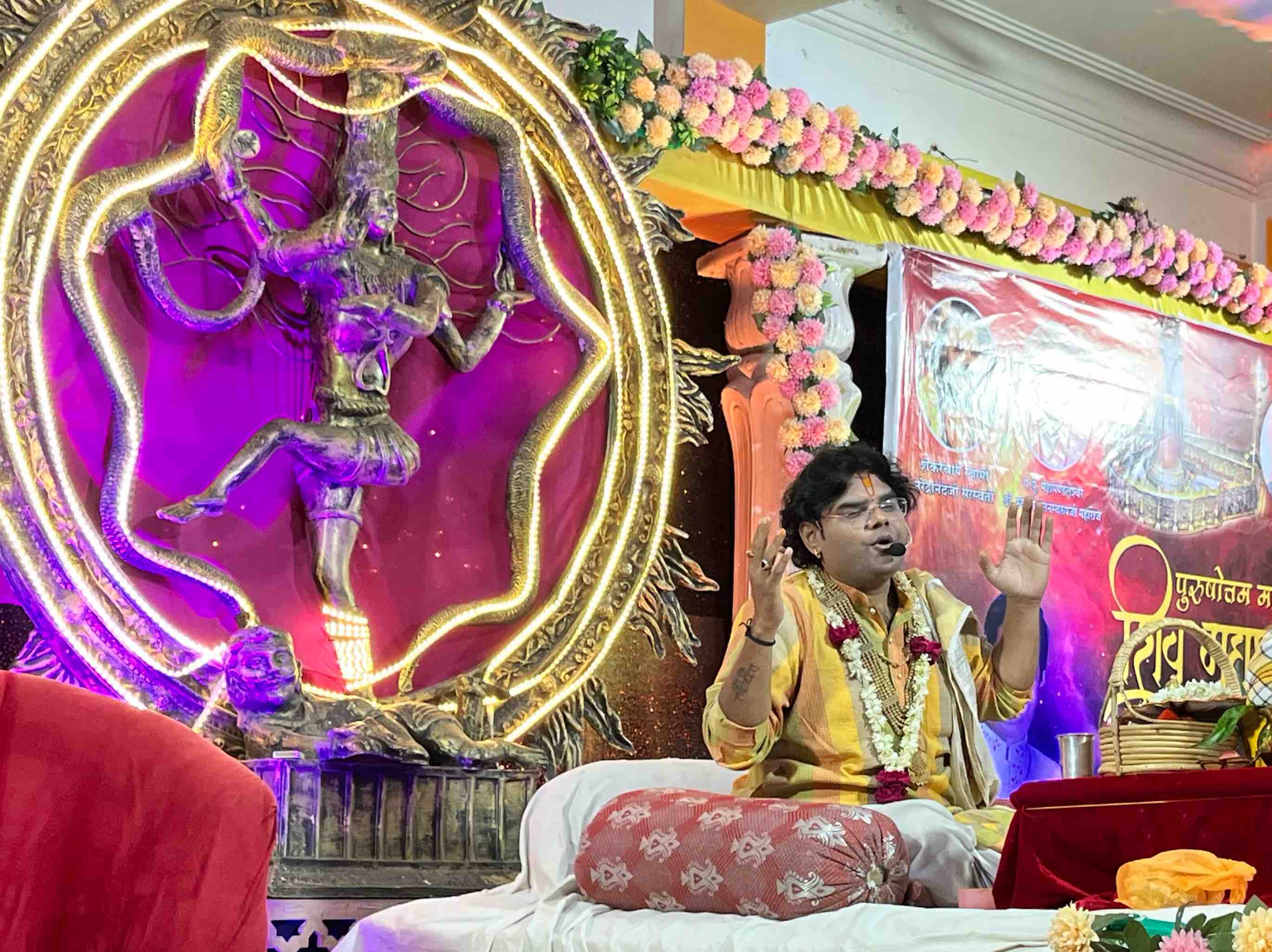 Shiva Mahapuran story in Akhand Dham | अखंड धाम में शिव महापुराण कथा ...