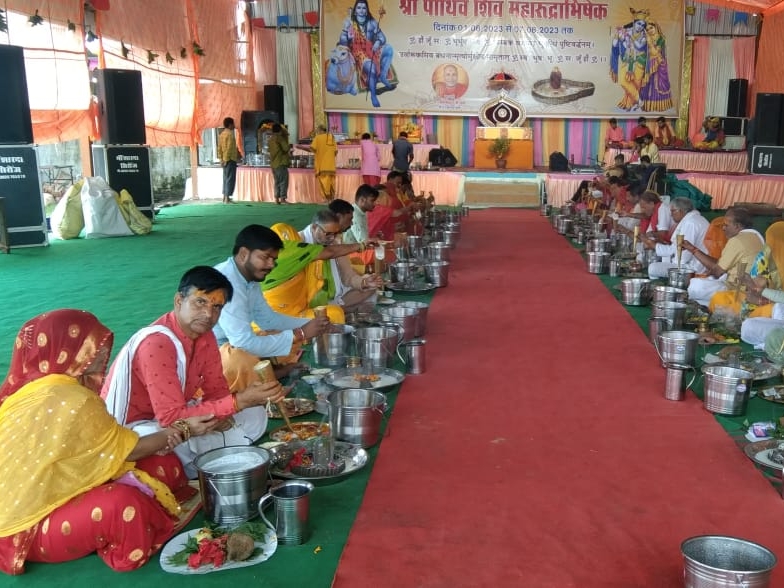 Earthly Shivling construction and Maharudrabhishekam | पार्थिव शिवलिंग ...