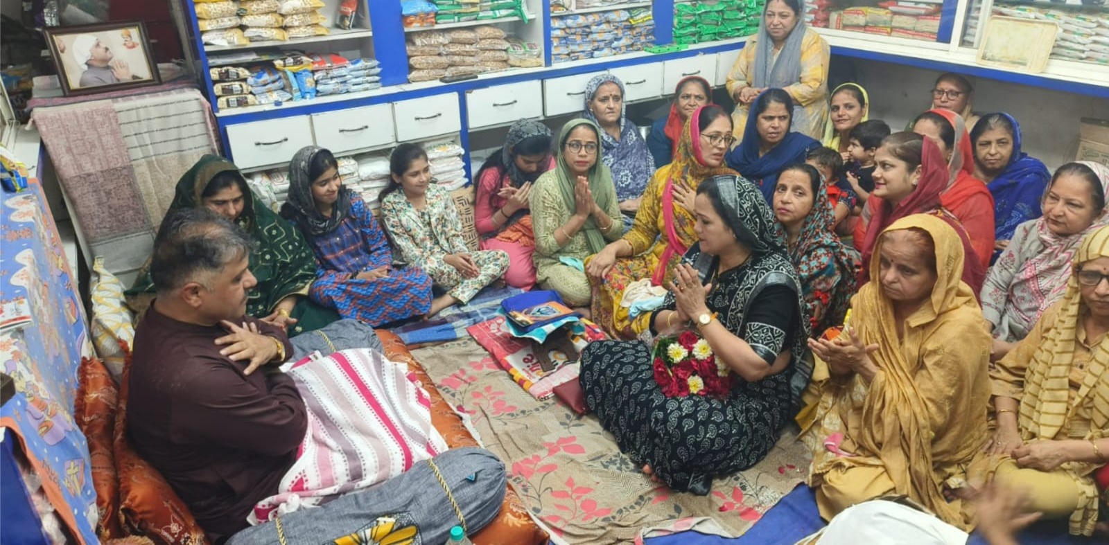 The religious leader of the Sindhi society was welcomed | सिंधी समाज के ...