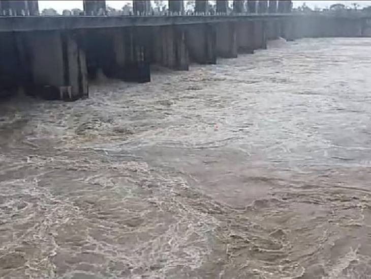 Jabalpur (Madhya Pradesh) Rainfall Update; Bargi Dam Gate | Narmada ...