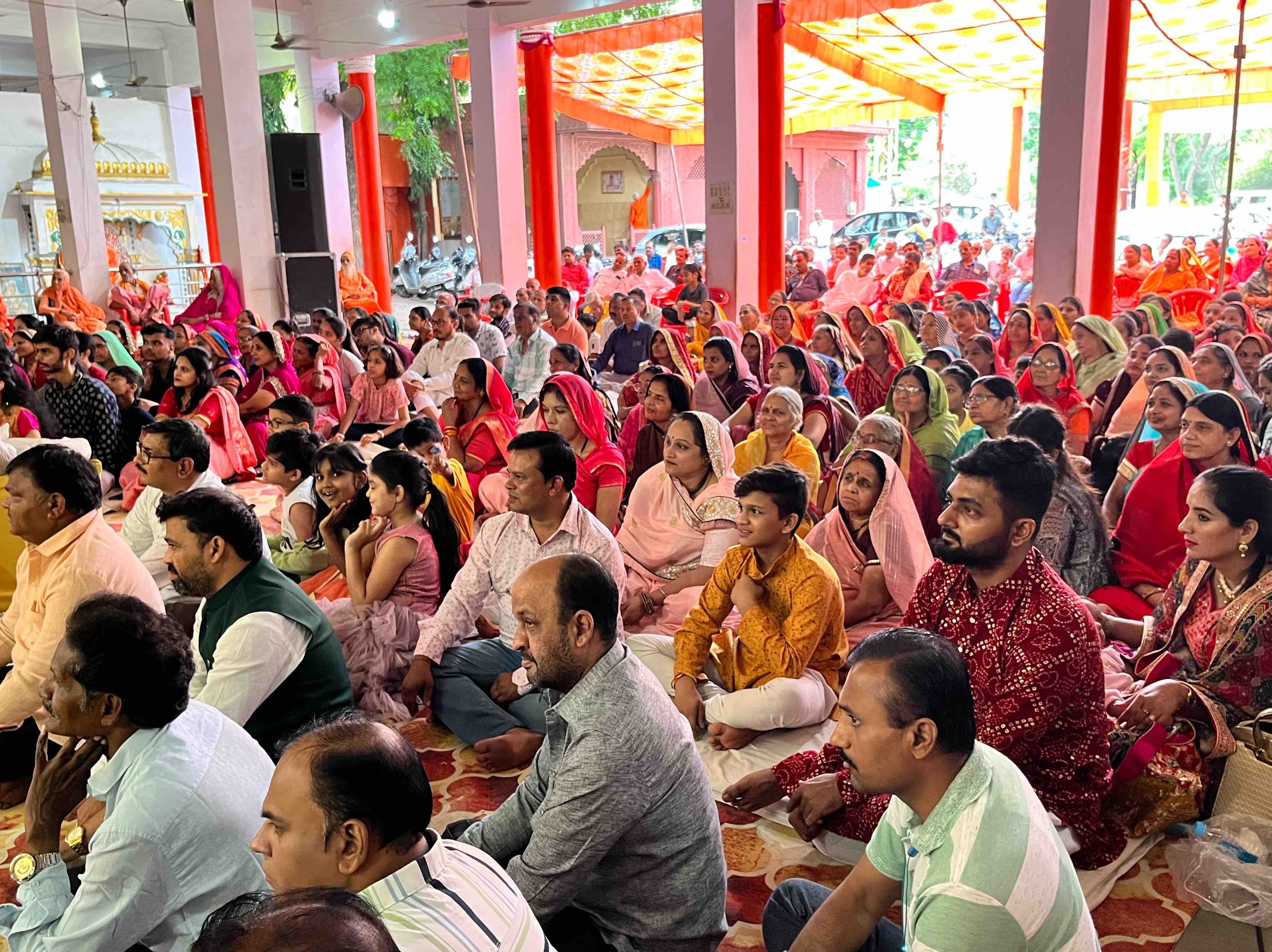 Shiv Mahapuran in Akhand Dham | अखंड धाम में शिव महापुराण कथा: हमें ...