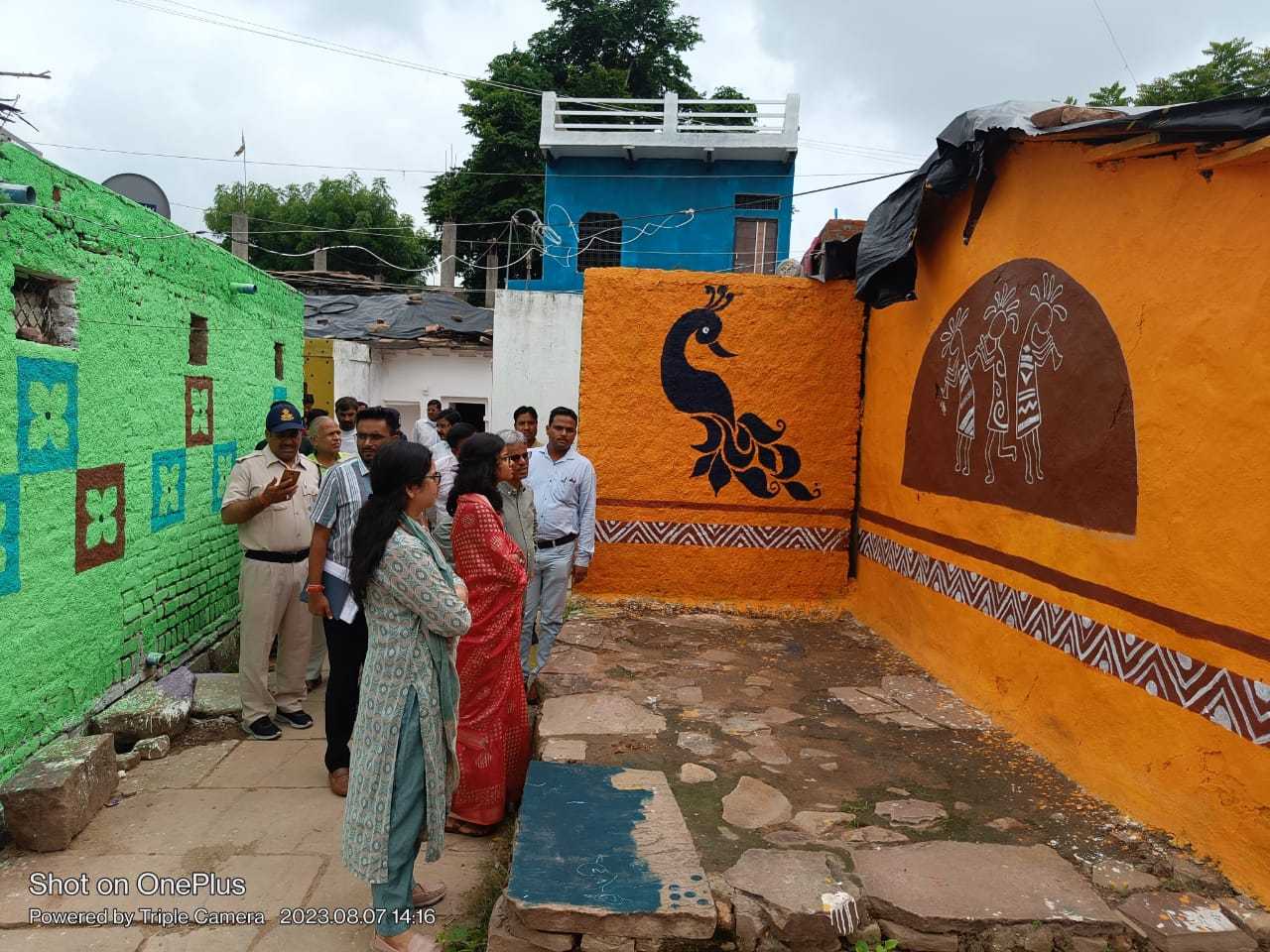 Heritage Village Pranpur: Sari engraved on the walls, which was seen by ...