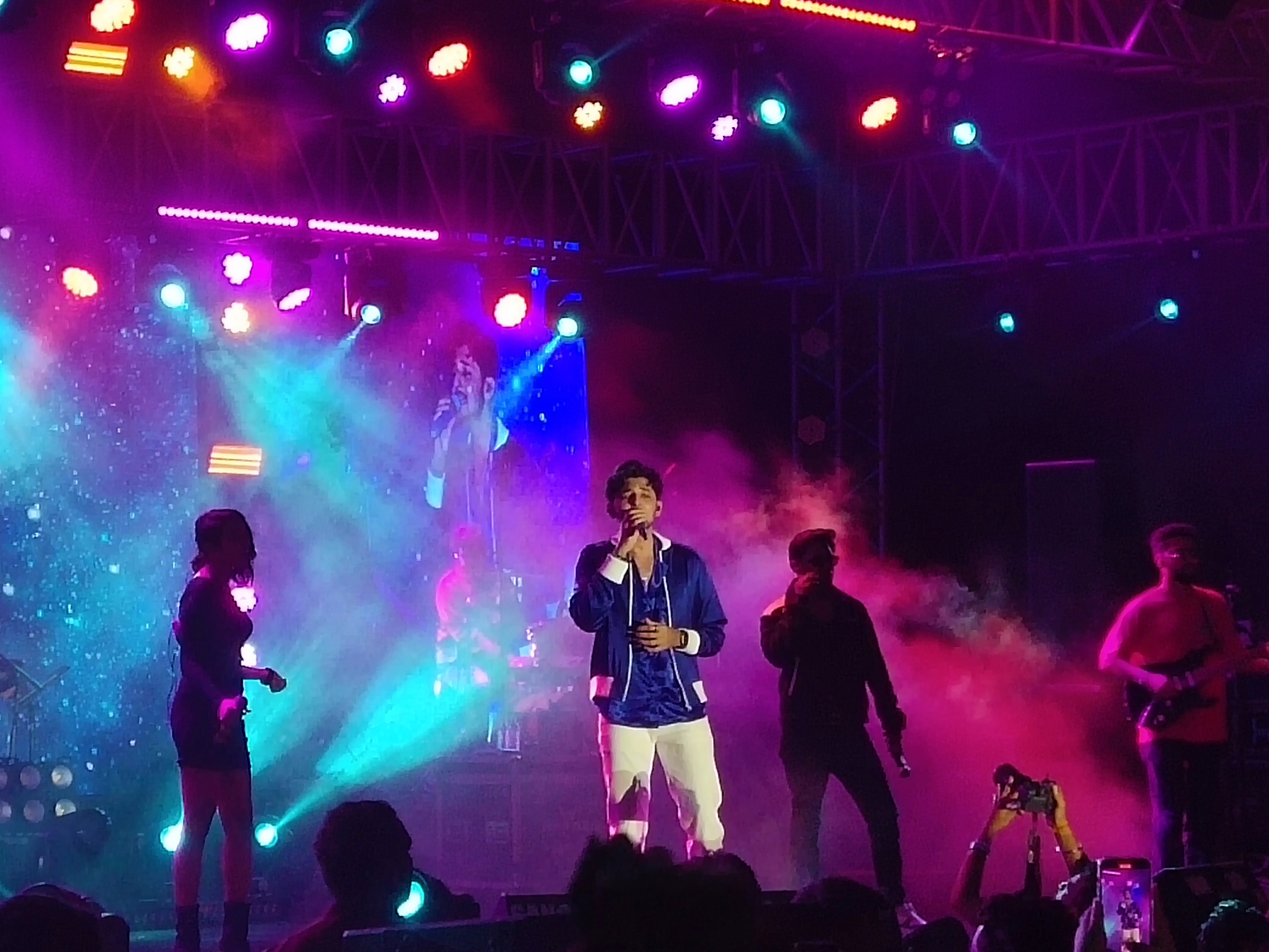 Darshan Raval tied the knot on Friendship Day, people danced in live ...