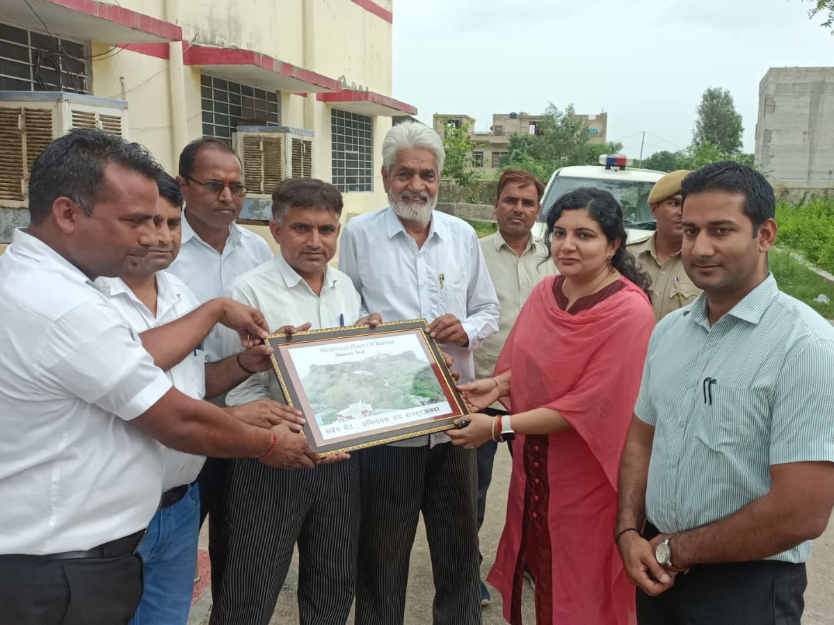 Kotputli Behror's first collector reached Bansoor | कोटपूतली बहरोड़ की ...