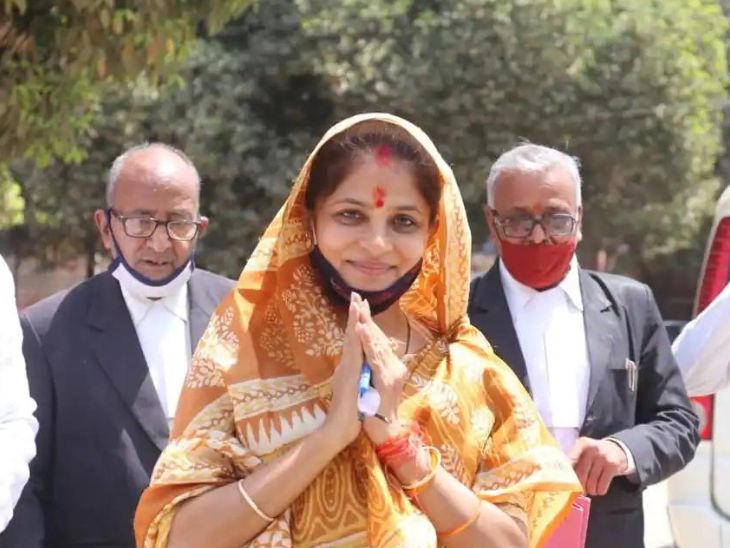 Bahubali Dhananjay Singh Wife Srikala Reddy Corruption | Nishad Party ...