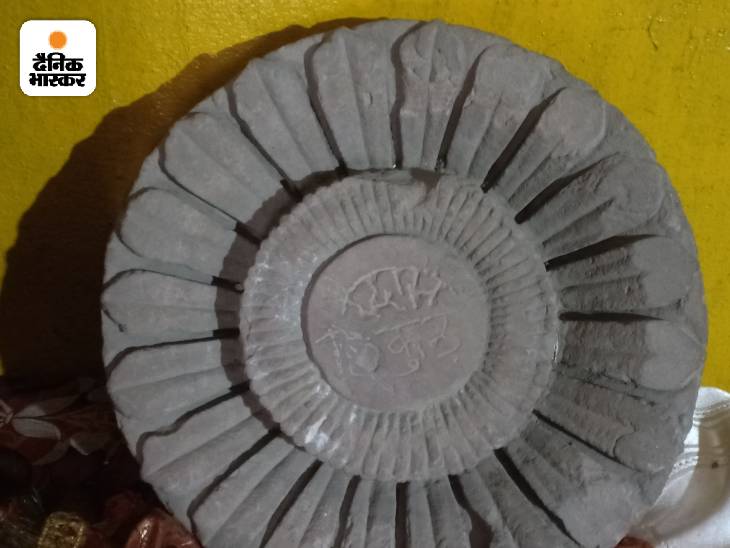 Sagar Sant Ravidas Mandir Story; Saint Panchmadas, Raidas Kund | 600 ...