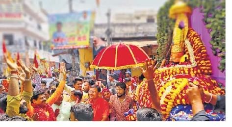 Shree Shyam Ardas Nishan Yatra: Hundreds of devotees went to Khatu ...