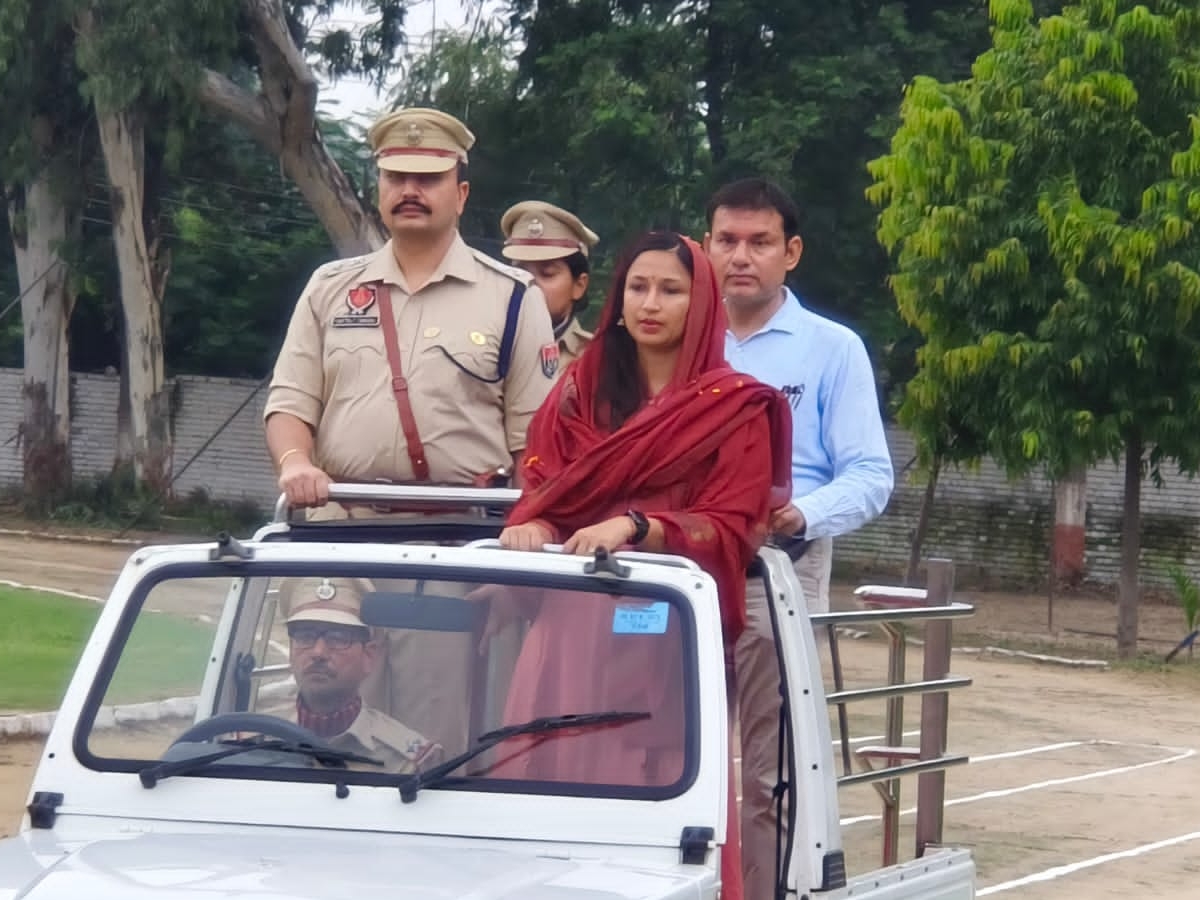 Hoshiarpur News : Hoshiarpur Police Line Full Dress Rehearsal Program ...