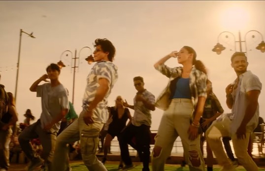 Jawan Teaser Video; Shah Rukh Khan Nayantara Romancic Dance On Chaleya Song