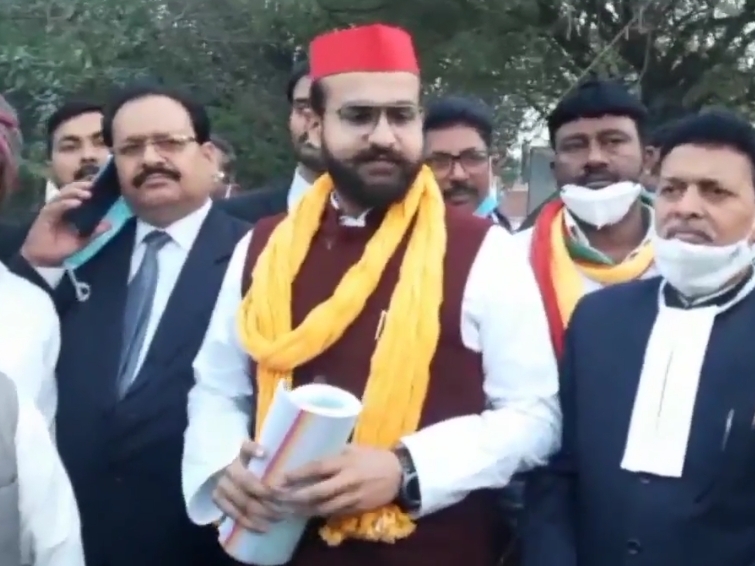 Appearance of Mukhtar Ansari and Abbas Ansari in Mau court | मऊ कोर्ट में मुख्तार अंसारी और ...