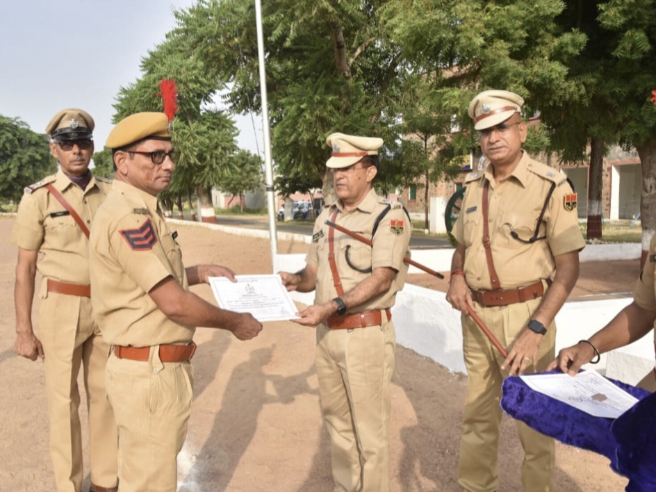 Pilani police station head constable Subhash Lamba honored with DGP ...