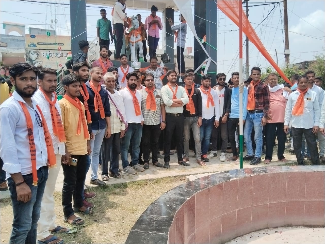 Celebrated the birth anniversary of heroine Avanti Bai in Auraiya ...