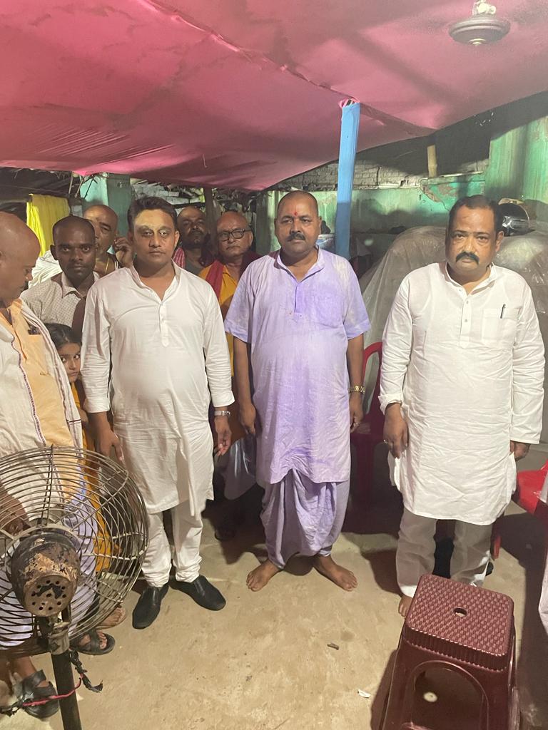 Consolation met the family members of former chief Rajendra Mishra ...