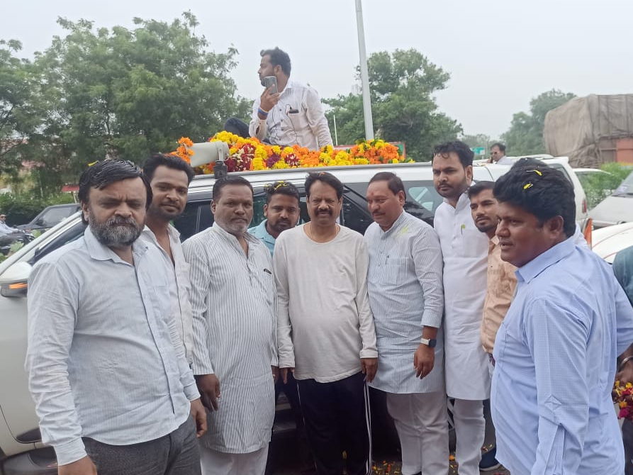 Samandar Patel took membership of Congress | समंदर पटेल ने ली कांग्रेस ...