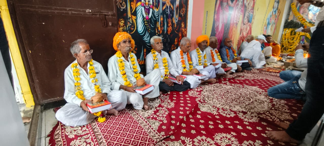 The ongoing month of Ramayana Parayan of Ramayana Manas Mandal in the ...