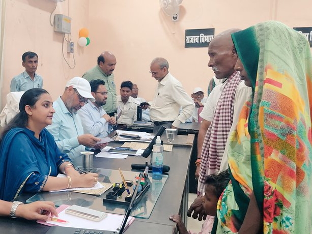 DM-SP listened to the problems of the complainants on Sampoorna ...