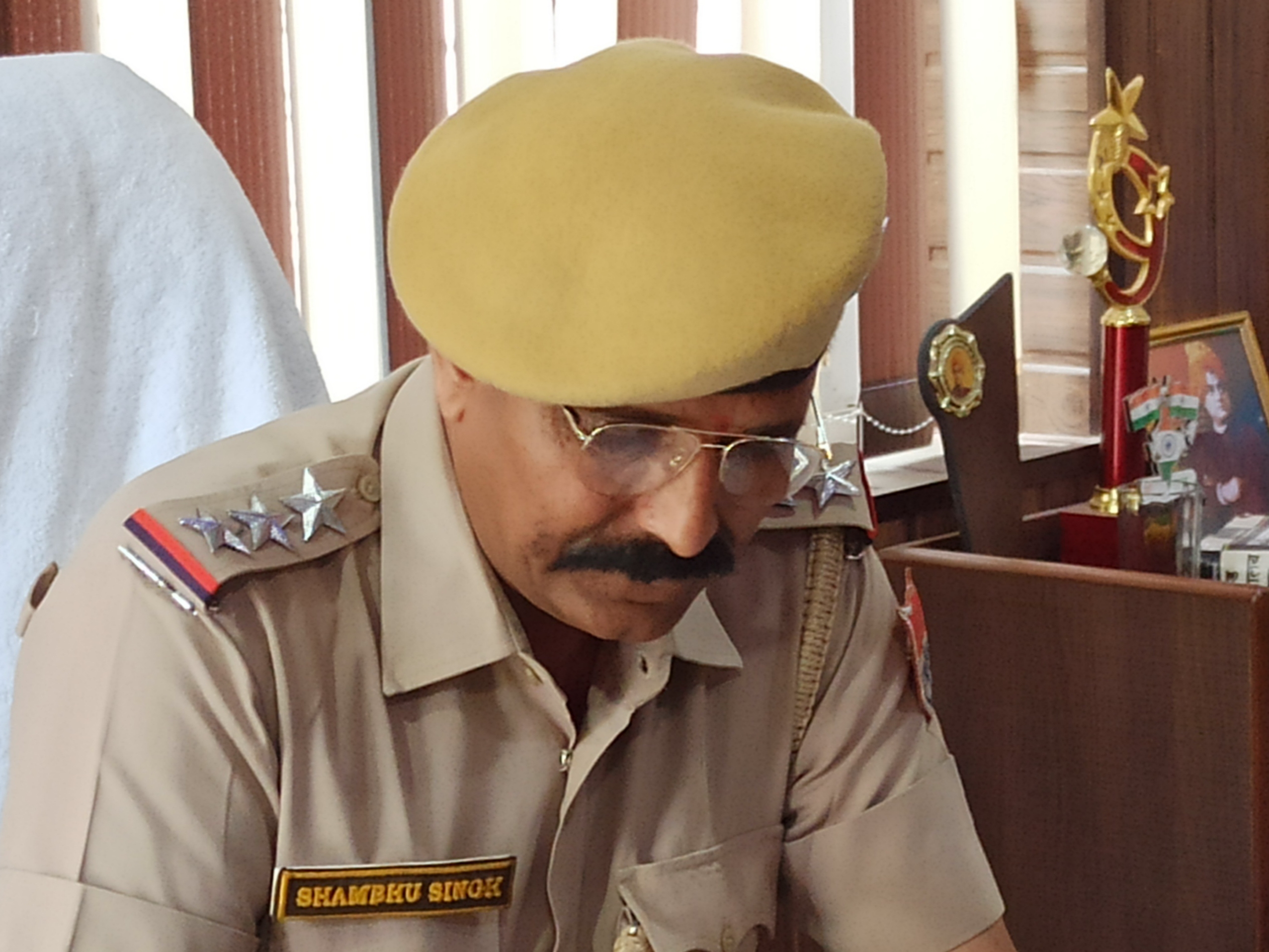 Ladnun police officer Shambhu Singh suspended | लाडनूं थानाधिकारी शंभू ...