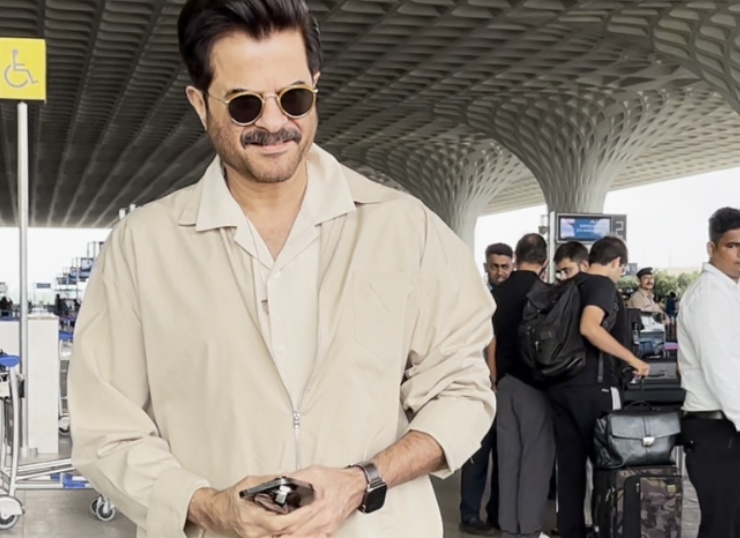 Mumbai Airport Celebrity Photos; Dia Mirza Saif Ali Khan | Anil Kapoor ...