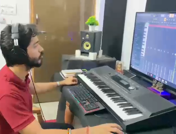 Akshay Kumar liked the song of Yuva from Mahakaushal | अक्षय कुमार को ...