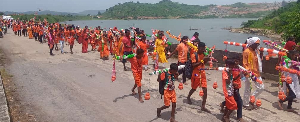 Devotees reached Barkai after traveling 40 km Kanwar, worshiped and ...
