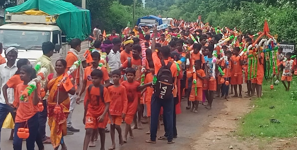 Devotees reached Barkai after traveling 40 km Kanwar, worshiped and ...