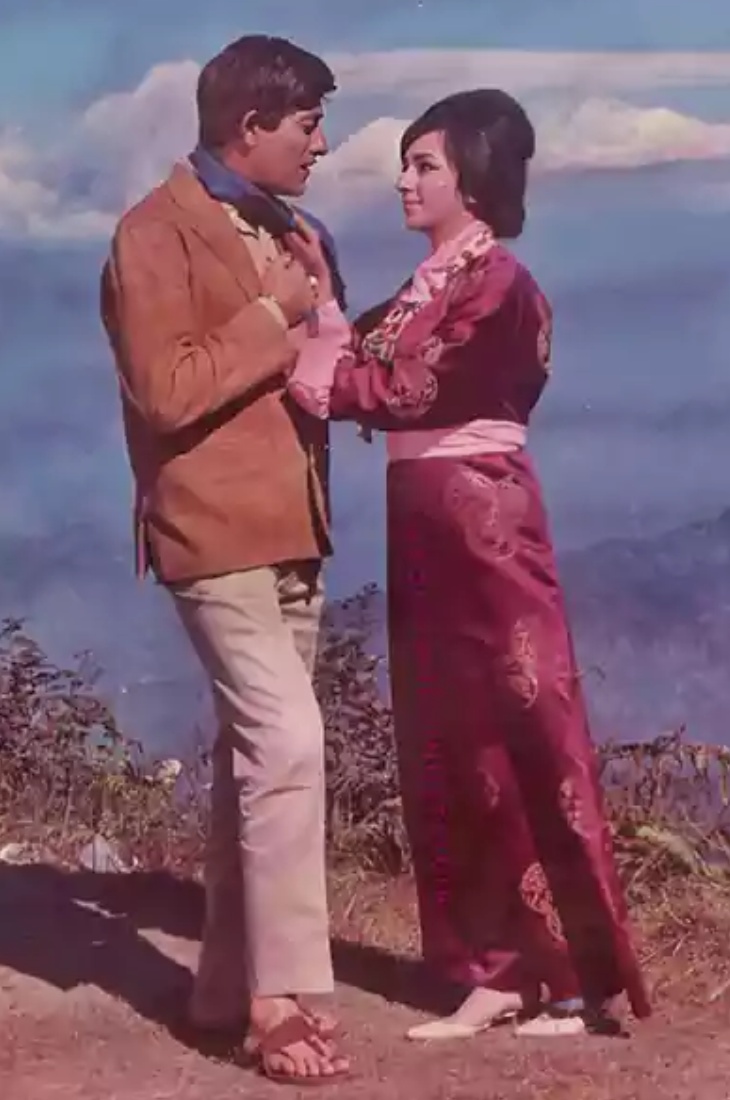 Actress Vimi Struggle Story; Her Husband, Her Lover, and Prostitution | ठेले पर श्मशान घाट ...