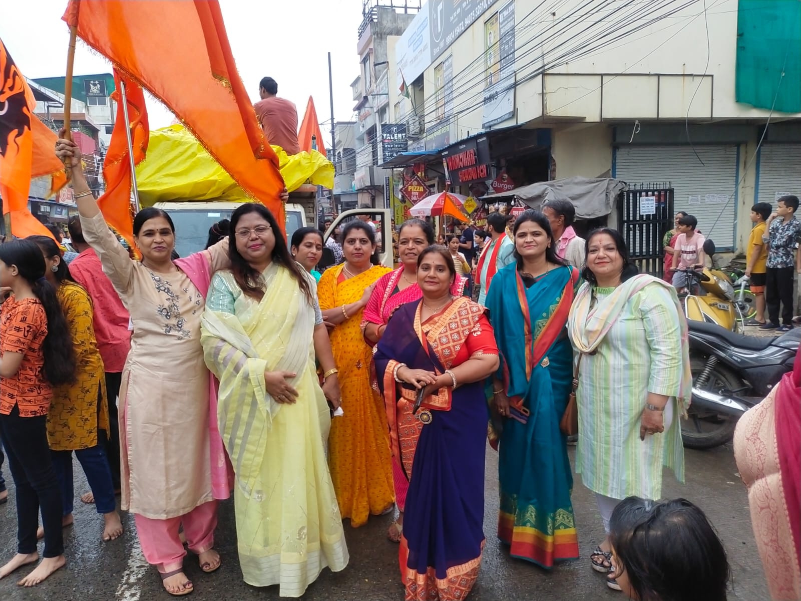 Palki Yatra taken out from Sukheshwar Mahadev Temple in Indore | इंदौर ...