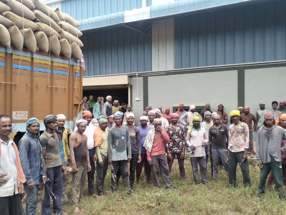 Commotion of local hammals in Seoni | सिवनी में स्थानीय हम्मालों का ...