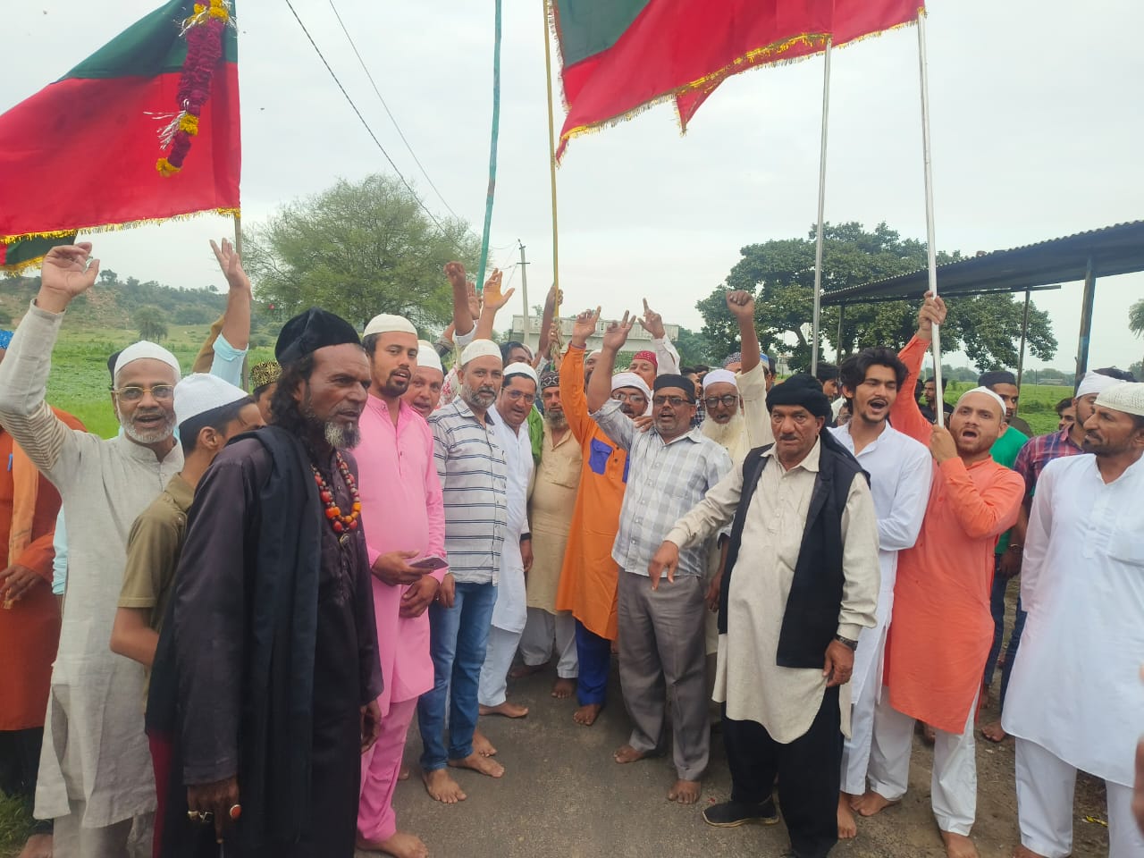 Annual Urs of Hazrat Kishte Ali Shah: Ceremony of Parcham Kushai | हजरत ...