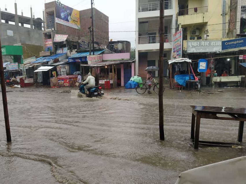 Water logging in the city due to heavy rains in Supaul, trouble people ...