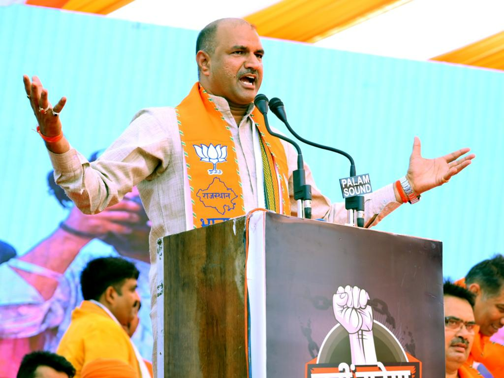 CP Joshi said – calling CM Rajesh Pilot his friend | सीपी जोशी बोले ...