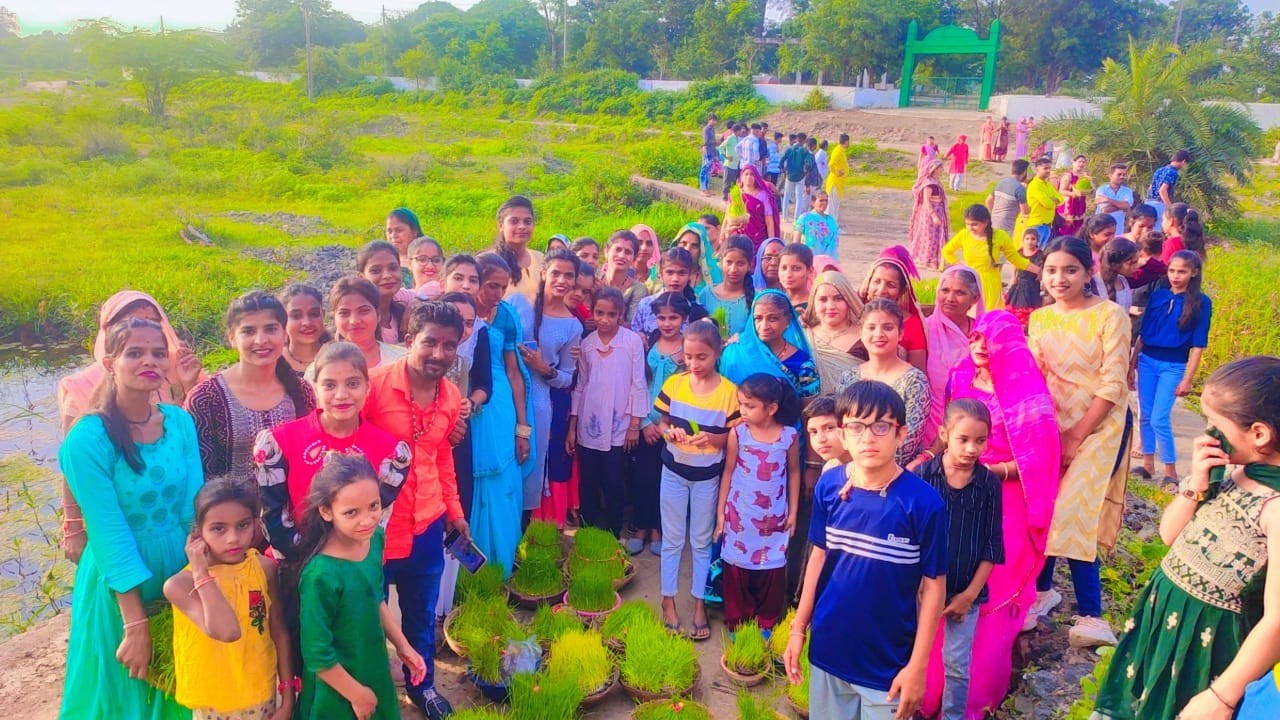 Gawli Samaj celebrated Bhujariya festival by taking out a procession ...