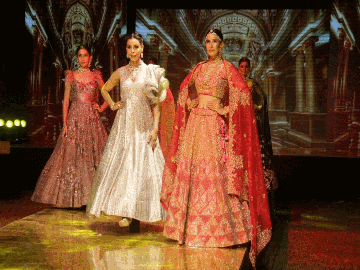 Showcased Rajwadi costumes saved for 120 years | 120 साल से सहेजी ...