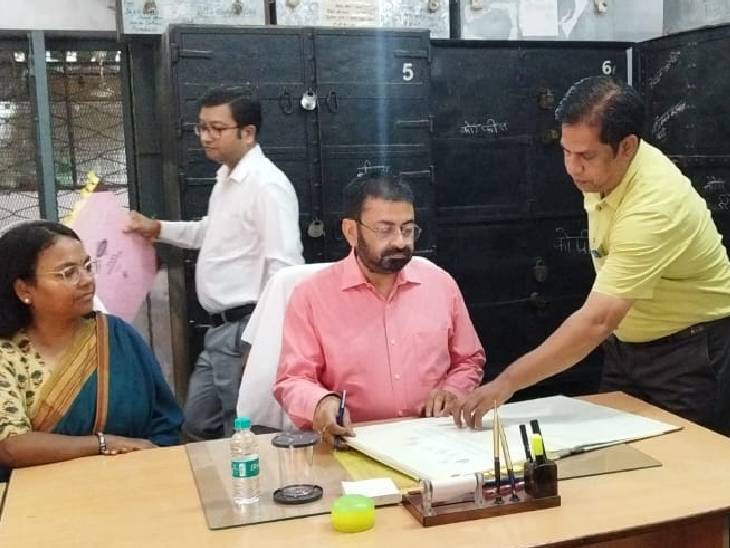 IAS Manvendra Singh took charge of DM of Moradabad | IAS मानवेंद्र सिंह ...