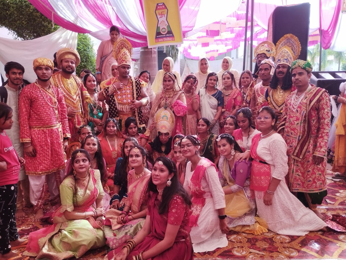 Jain community took out the procession of Lord Neminath | जैन समाज ने ...